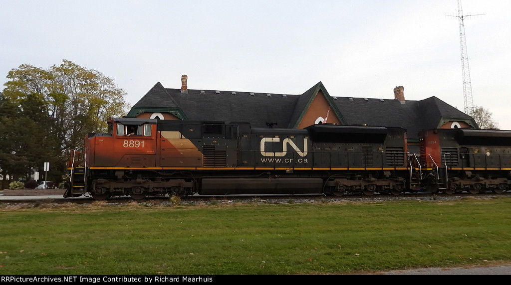 CN 8891